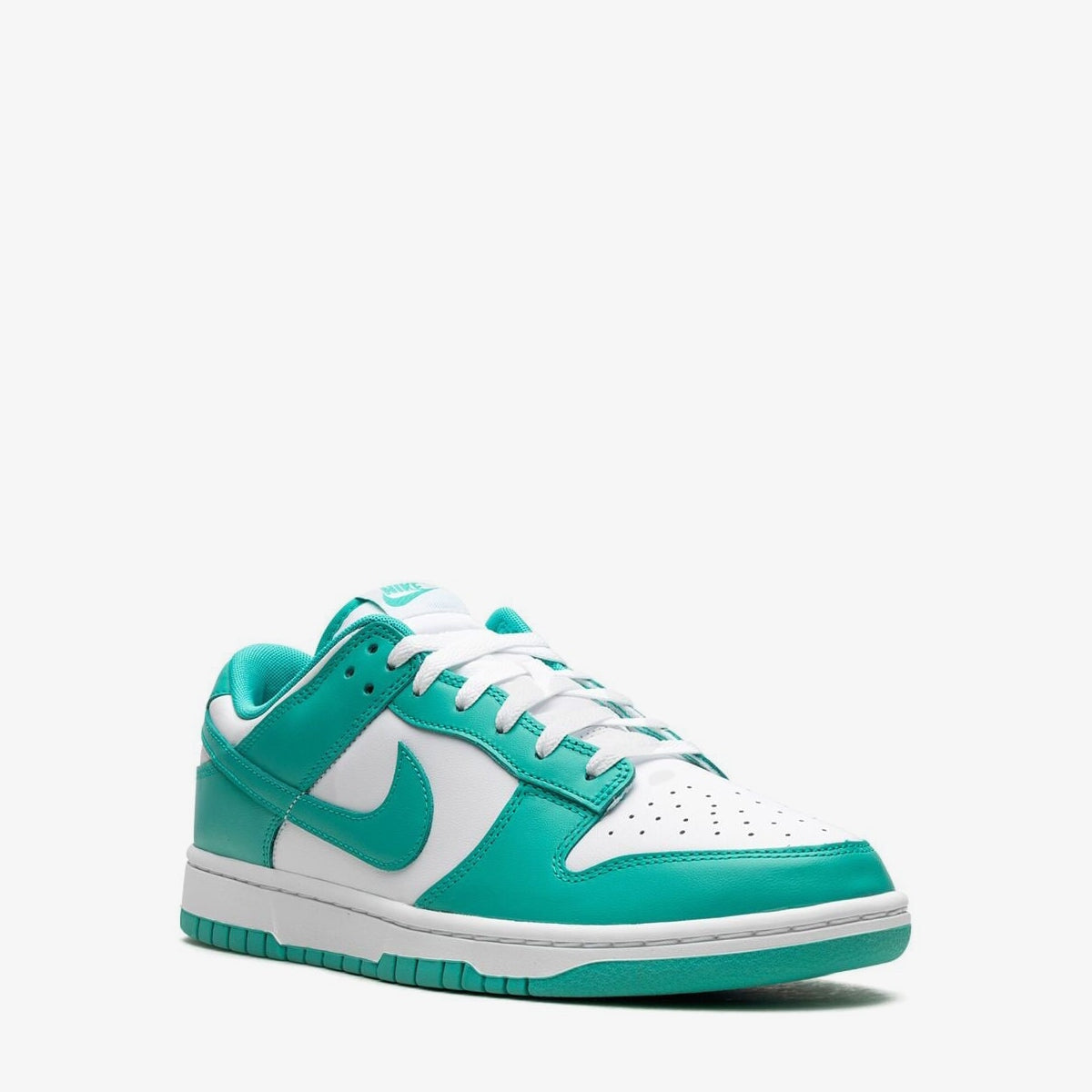 Nike Dunk Low “Clear Jade” – Plug and Play