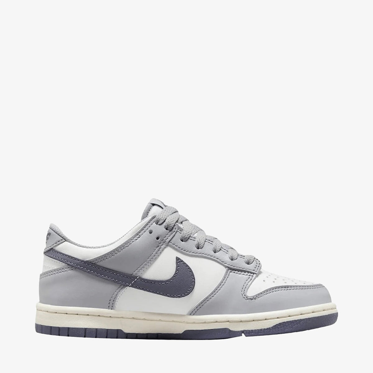 Nike Dunk Low GS ‘Light Carbon’ – Plug and Play